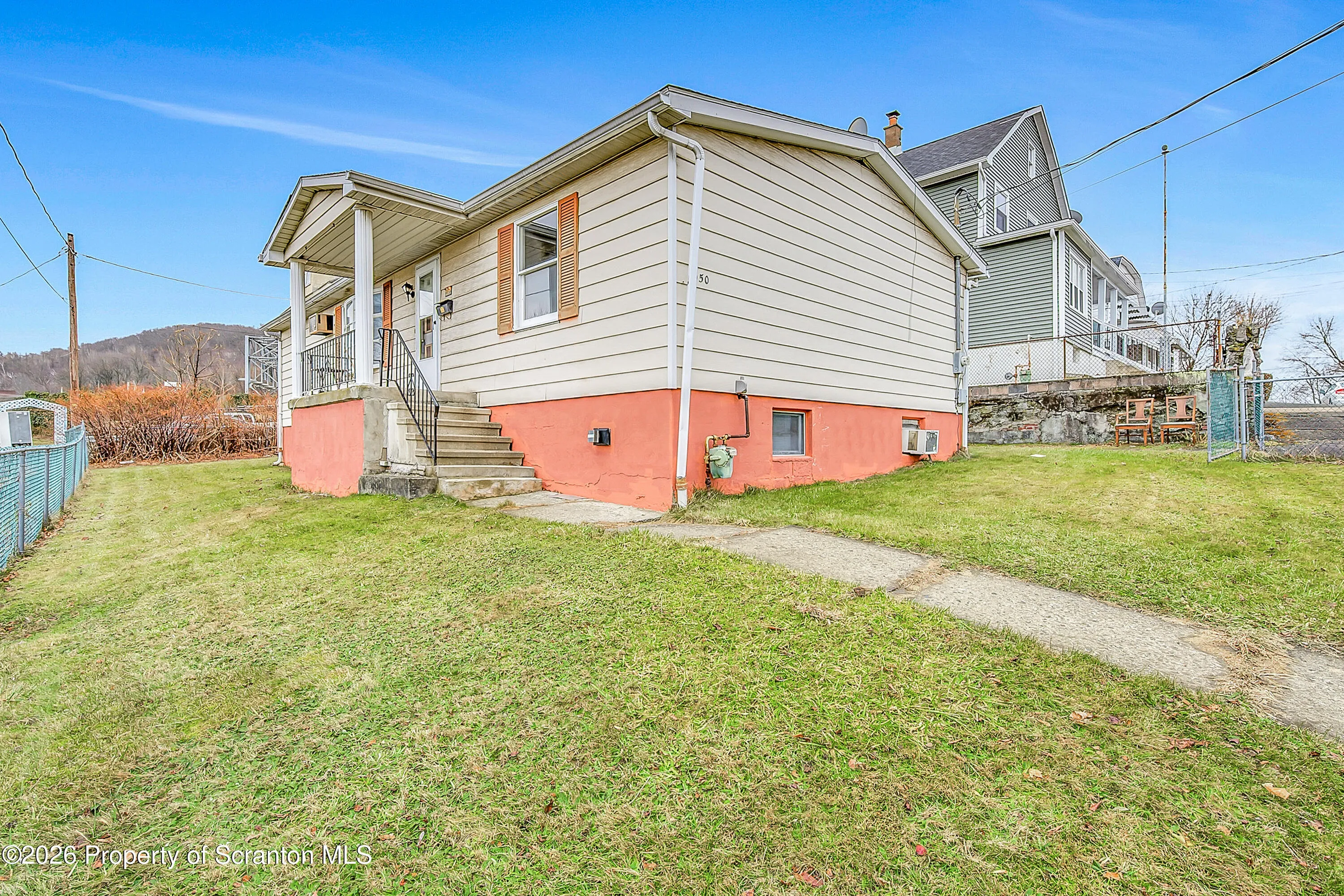 Residential For Sale 1050 Mark Avenue, Dunmore, Pennsylvania 18512 - 9 ...