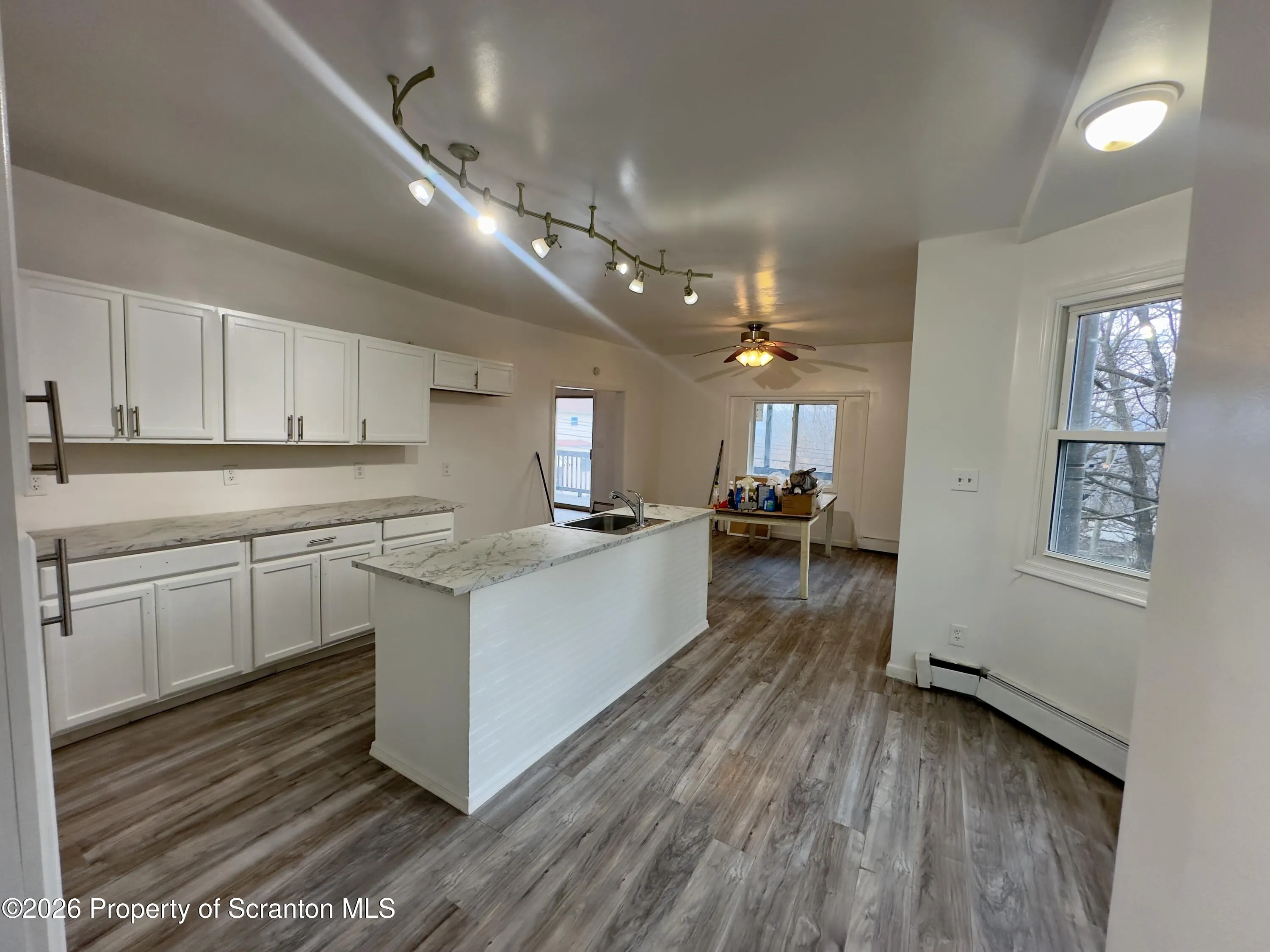 Residential For Sale 563 Lee Street, Plymouth, Pennsylvania 18651 - 8 ...
