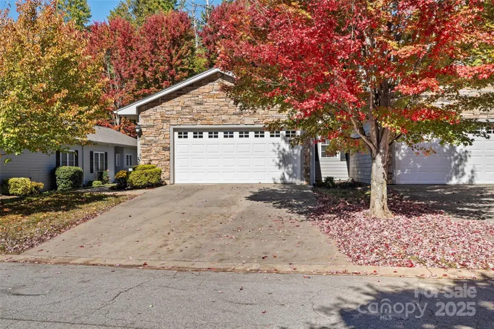 Royal Pines Village – The Simpson Group | Belmont, NC Real Estate Agents