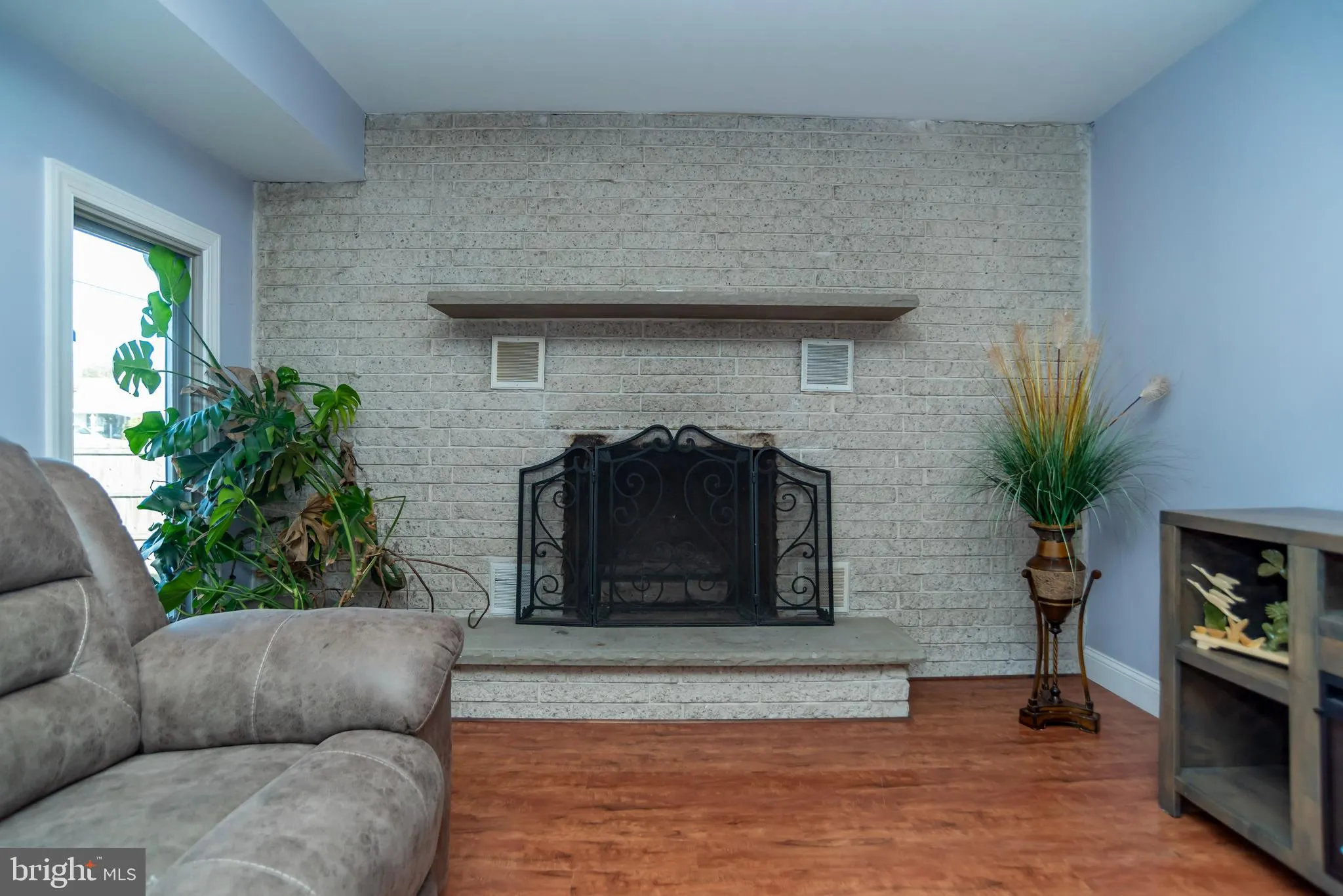 55 HOLLOW ROAD, Levittown, Pennsylvania 19056 For Sale PABU2112318 ...