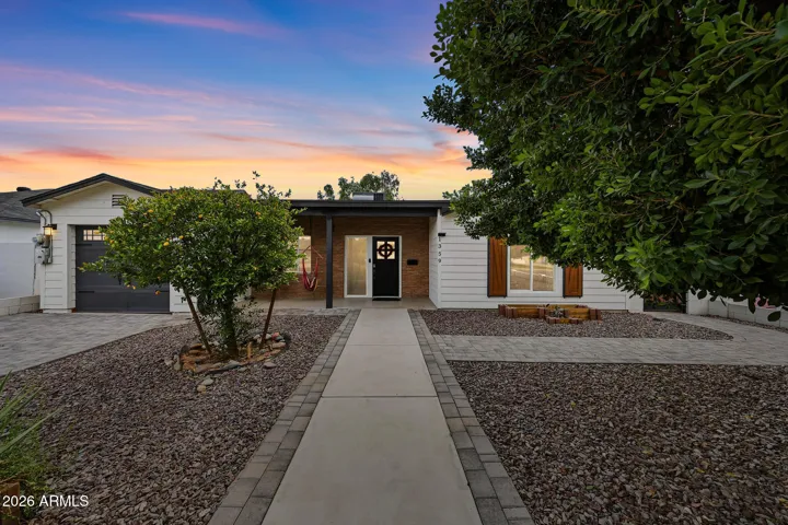 1359 E WELDON Avenue, Phoenix, AZ 85014 - Arizona Living Group