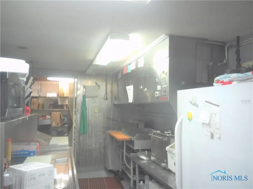 Commercial Sale For Sale - - - 3 Bathrooms - Price $149,900 - 6092299 ...